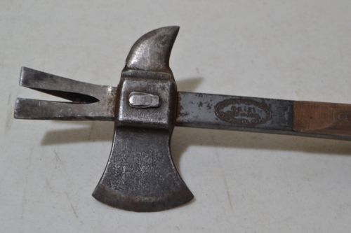 Vintage Bridgeport No 121 Tomahawk Hatchet Hammer Prybar Crate Tool Antique Price Guide