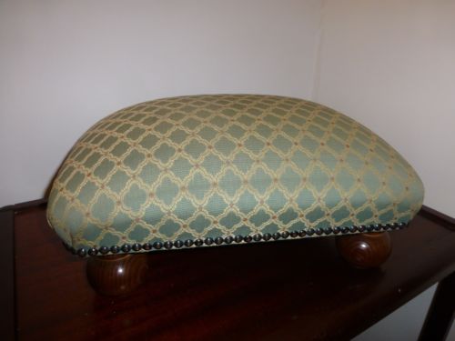 Stuart Jones Collection footstool -- Antique Price Guide Details Page