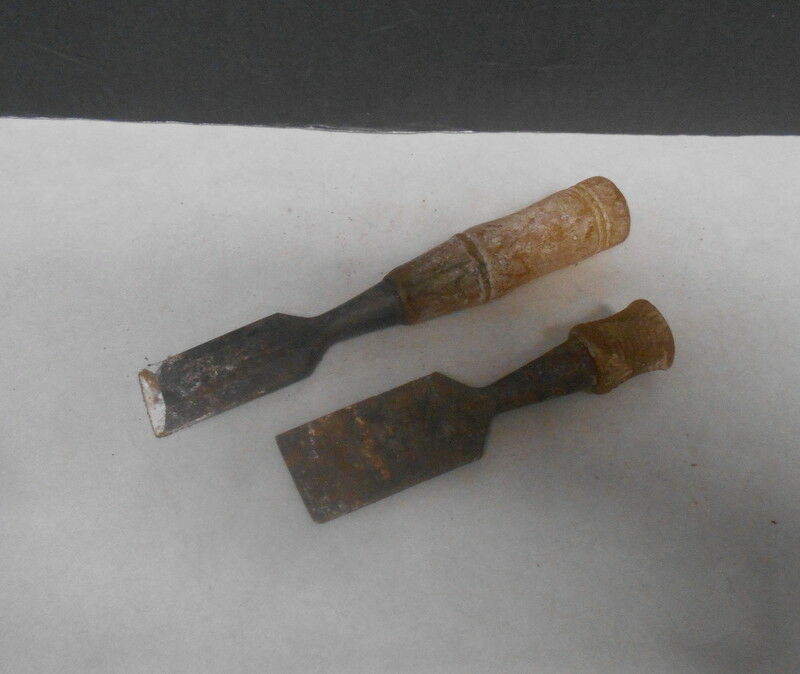 2 Vintage Metal Steel Wood Chisels Hand Tool with Phenolic Plastic ...