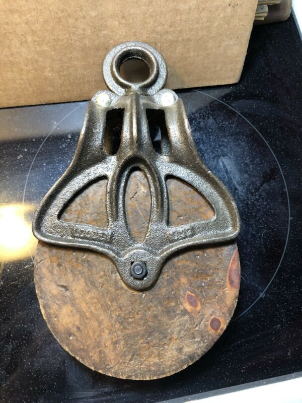 Antique Vintage Cast Iron And Wood Barn Pulley -- Antique Price Guide ... Antique Vintage Cast Iron And Wood Barn Pulley -- Antique Price Guide ...