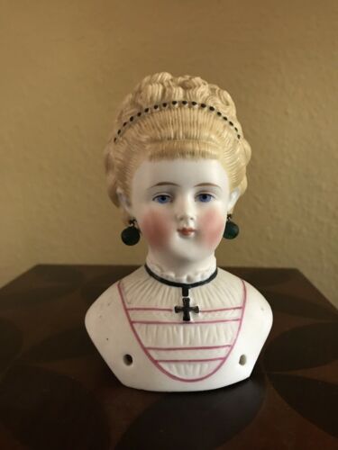 Beautiful Antique Parian Doll Shoulder Head With Earrings Antique