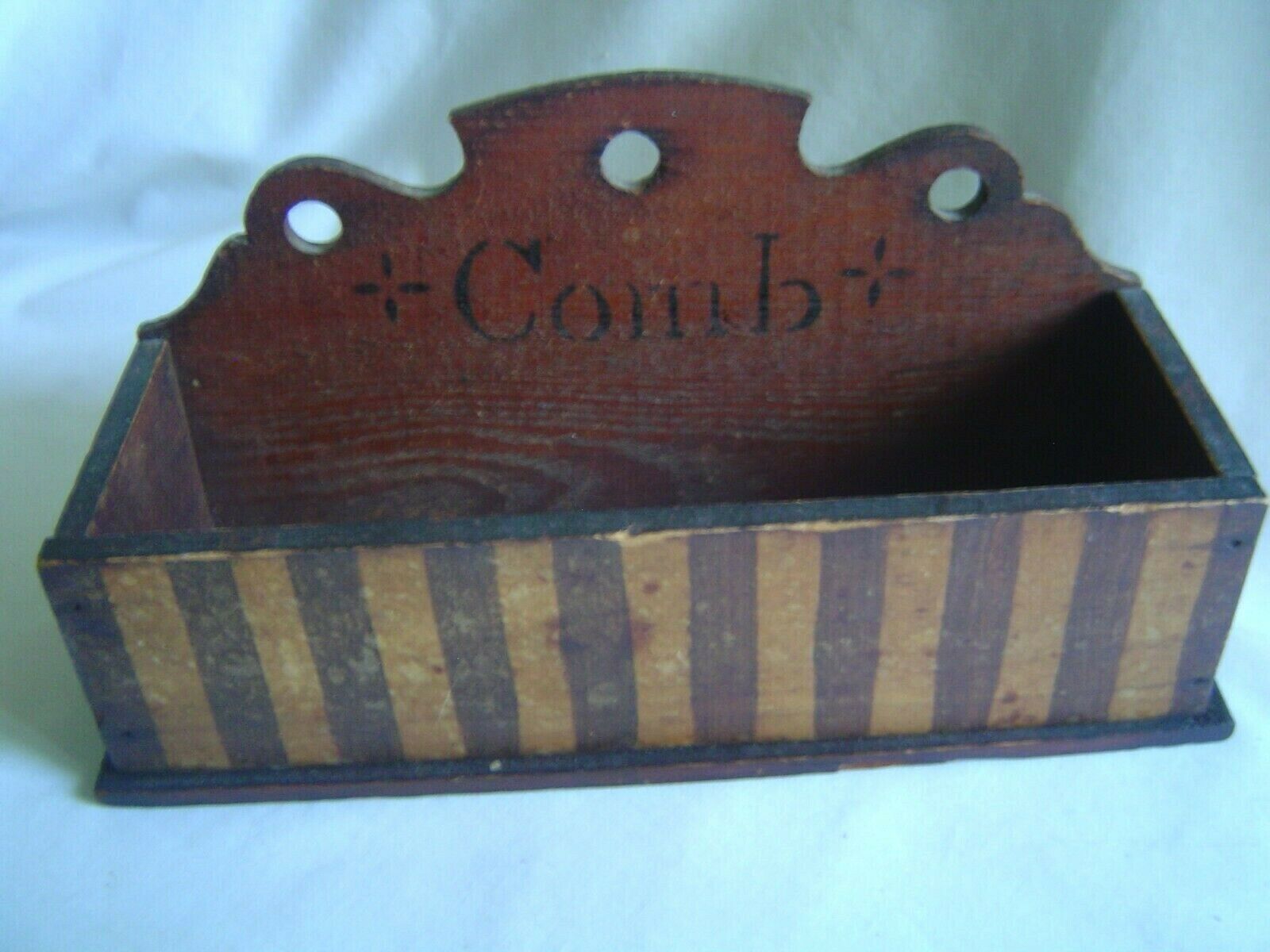 VINTAGE WOOD COMB BOX PRIMITIVE PAINTED WALL MOUNT OR TABLE TOP ...