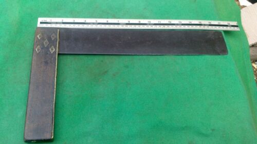 Large Vintage 17" Carpenters Try Square. -- Antique Price Guide Details Page