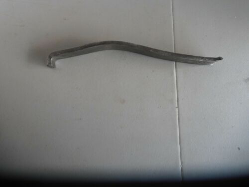 Vintage Original Iron Blacksmith Leg Vise Spring -- Antique Price Guide ...