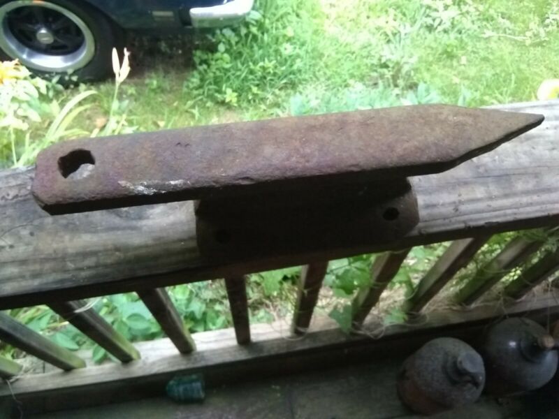 VINTAGE RAILROAD TRACK PRIMITIVE KNIFE MAKER BLACKSMITH ANVIL With ...