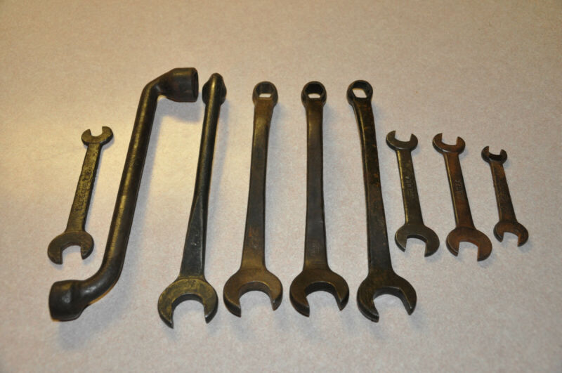 Vintage Lot of Ford Fordson Wrenches -- Antique Price Guide Details Page