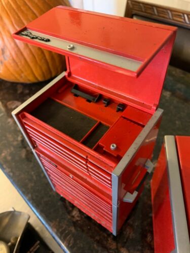Snap On Die Cast MINI Tool Box Chest DRAWER RELEASE BUTTONS RARE Box NO ...