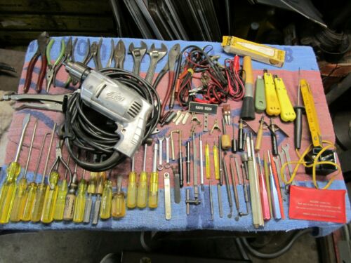 HUGH LOT OF BELL SYSTEM TOOLS, USA -- Antique Price Guide Details Page