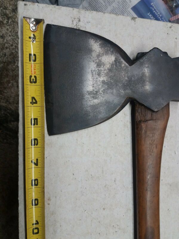 Vintage KELLY MFG CO AXE HATCHET Broad Head Hewing Tool -- Antique ...