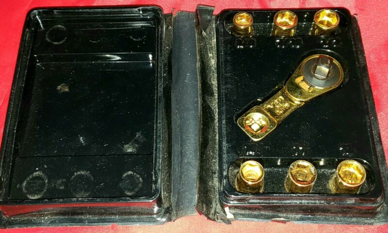 Chrysler Corp master Tech 1990 gold tool award ratchett and socket set ...