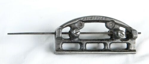 VINTAGE USA CAST-IRON CROSSCUT SAW FILE HOLDER/RAKER GAUGE WITH FILE 4 ...