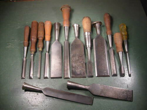 OLD USED VINTAGE WOODWORKING TOOLS CHISELS GROUP ALL TYPES SIZES Antique Price Guide old-used-vintage-woodworking-tools-chisels-group-all-types-sizes-antique-price-guide