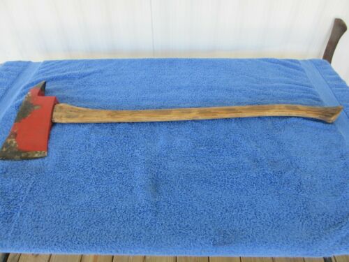 VINTAGE COLLINS FIRE AXE -- Antique Price Guide Details Page
