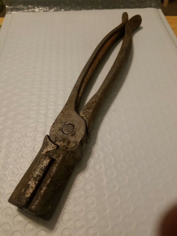 vintage blacksmith forging pliers -- Antique Price Guide Details Page