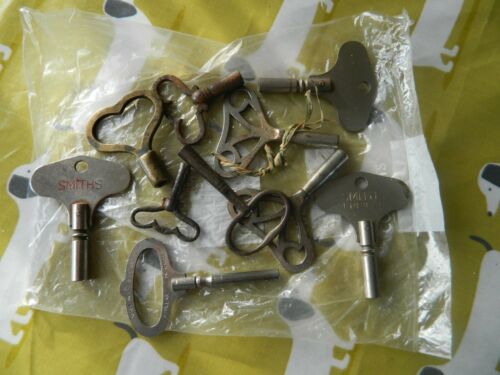 10 VARIOUS CLOCK KEYS INCLUDING SMITHS -- Antique Price Guide Details Page