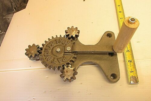 OLD STYLE FARM ROPE MAKER TOOL DISPLAY ONLY -- Antique Price Guide ...