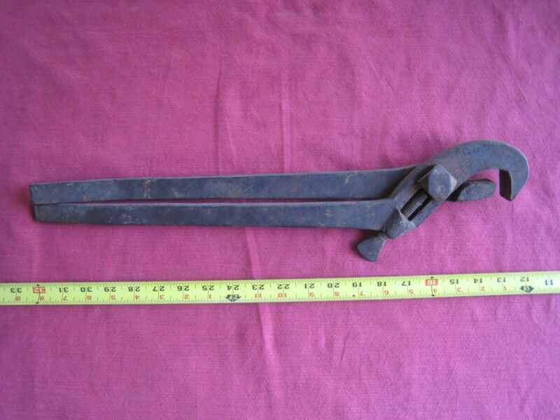 Forge Tongs Vintage Thumb Screw Adjustable 20-1/4" Long, angled handle ...