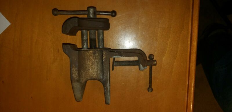 Vintage Milwaukee clamp on Bench Vise w/ Anvil, 2 3/8 jaws US MADE ...