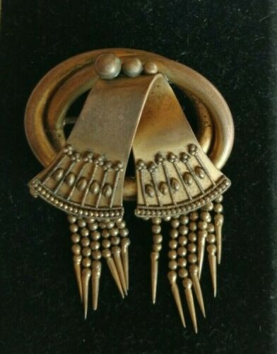 Antique gilt metal/pinchbeck brooch -- Antique Price Guide Details Page