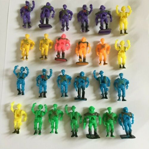 Skeleton Soldier Figures Lot of 28 Colored Rubber Unmarked Vintage ...