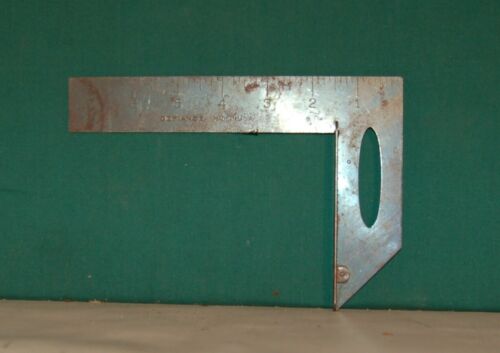 VINTAGE DEFIANCE STEEL SQUARE -- Antique Price Guide Details Page