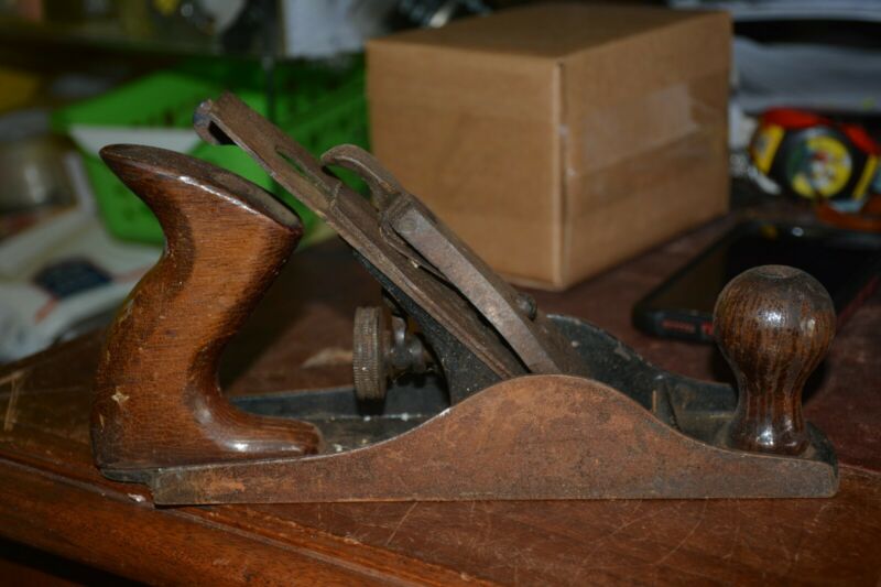 BARN FIND SARGENT WOOD PLANE -- Antique Price Guide Details Page