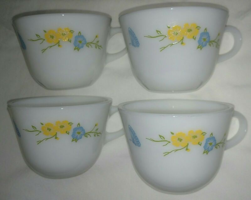 4 MINT Pyrex Flirtation coffee mugs tea cups yellow blue flowers ...