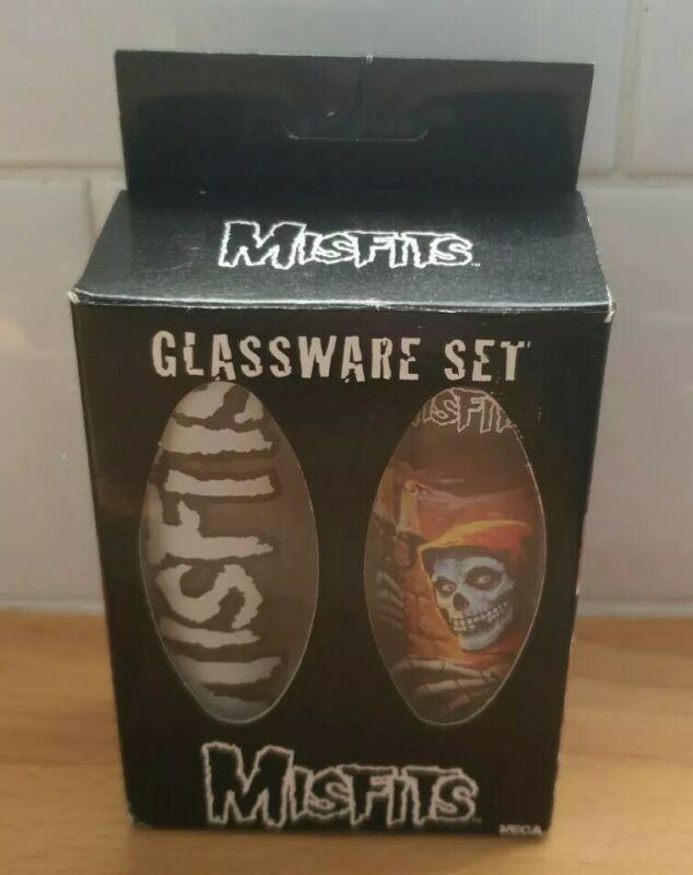 Misfits Shooter Glasses American Psycho Design X 2 In Box Collectable Antique Price Guide