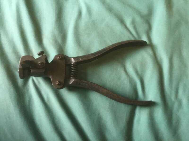 Disston Triumph Saw Set -- Antique Price Guide Details Page