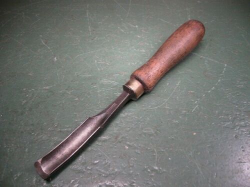 OLD USED VINTAGE WOODWORKING TOOLS CHISEL RARE BUTCHER MADE DEEP ...