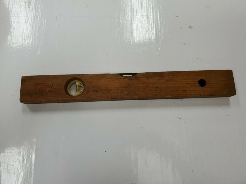 Vintage Stanley Wood Level 16 Inch -- Antique Price Guide Details Page