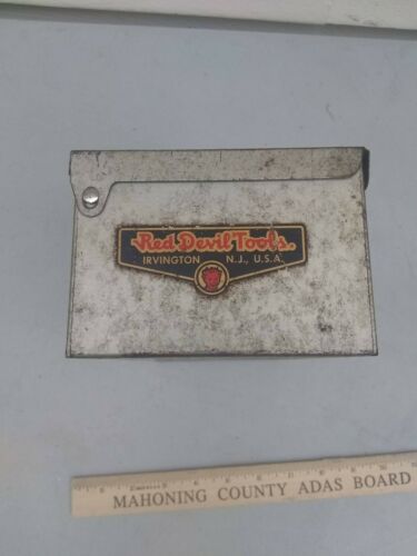 VINTAGE 1949 RED DEVIL TOOL BOX NO. A1 -- Antique Price Guide Details Page