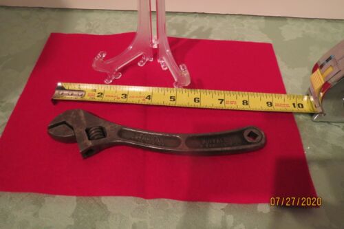 VINTAGE BERGMAN TOOL MFG. CO. 8 INCH QUEEN CITY ADJUSTABLE CRESCENT ...