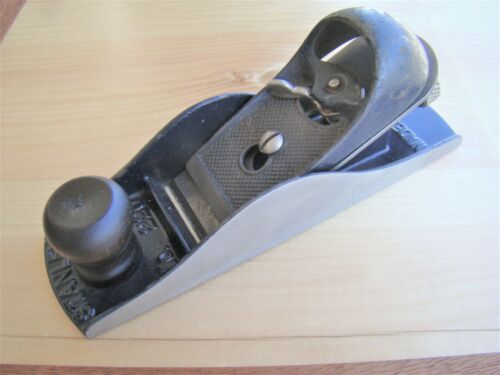 VINTAGE STANLEY 220 BLOCK PLANE -- Antique Price Guide Details Page