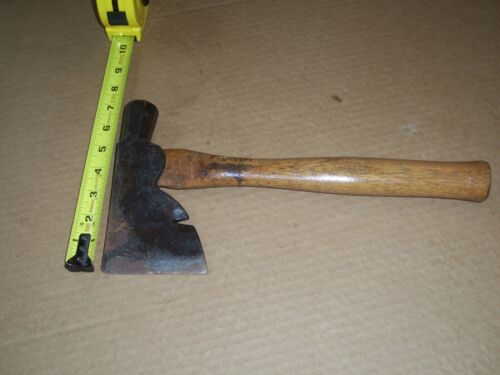 Vintage GERMANTOWN Carpenter''s Hatchet Axe Hammer Head With ORG Handle ...