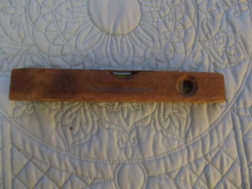 Vintage Stanley 9 inch wooden level number 259 -- Antique Price Guide ...