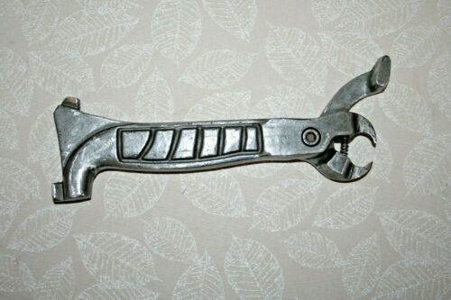 Vintage Unique 8.5" Long Forged Metal Spring Loaded Nail Puller Pliers ...