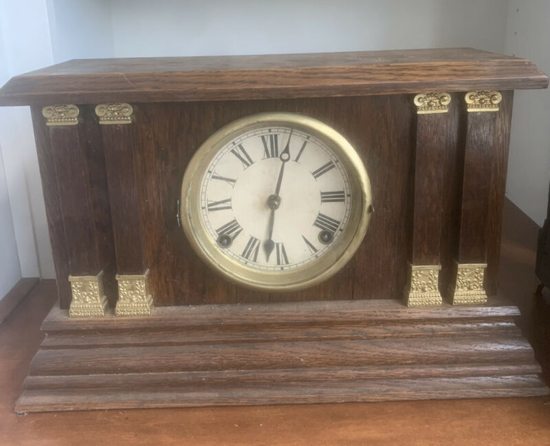 Antique Oak Mantle Clock With Columns -- Antique Price Guide Details Page