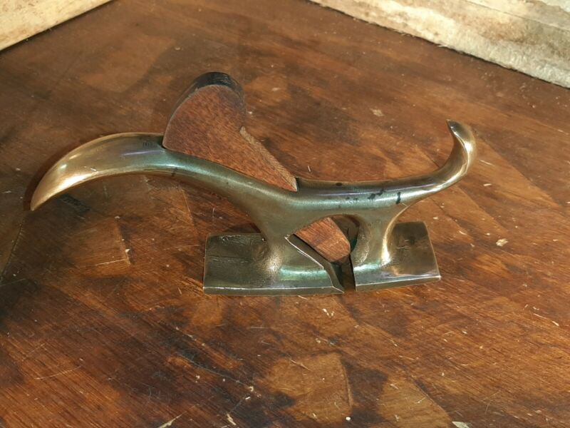 UNSIGNED 18th CENTURY ORNATE BRASS WOOD PLANE ROUND BOTTOM VERY RARE ...