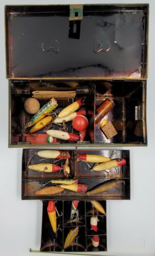 Vintage Tackle Box with Vintage Lures Japanese Tackle Box -- Antique ...