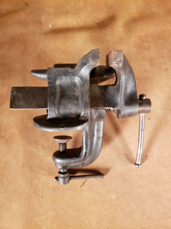 VINTAGE TABLE MOUNT VISE 1-1/2''''JAWS,CAST IRON JEWELERS HOBBY VICE ...