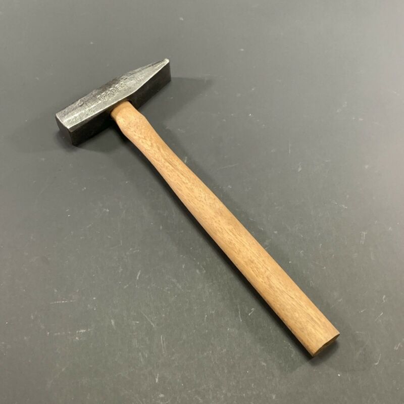 VINTAGE *NEAR NEW* BRADES CO. 350g RIVETING HAMMER TINSMITH METALWORK ...