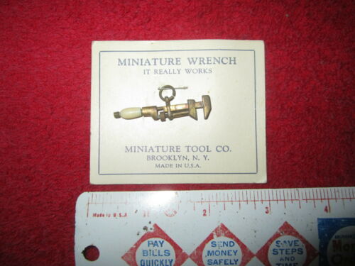 VINTAGE WORKING MINIATURE PIPE WRENCH ( MINIATURE TOOL CO. BROOKLYN, N ...