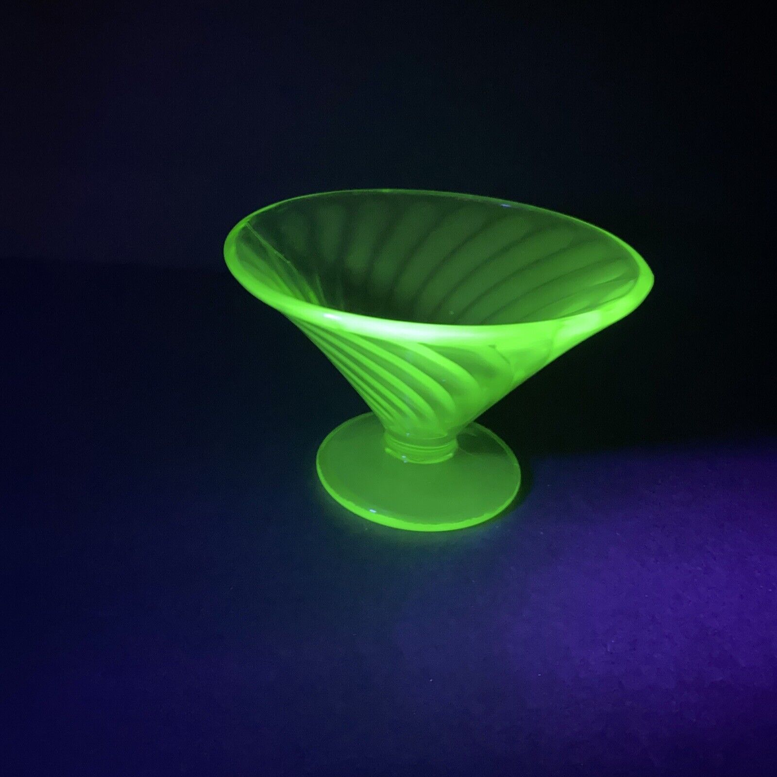 Vintage Uranium Green Vaseline Depression Glass Bowls Cups Dishes F On Bottom Antique Price