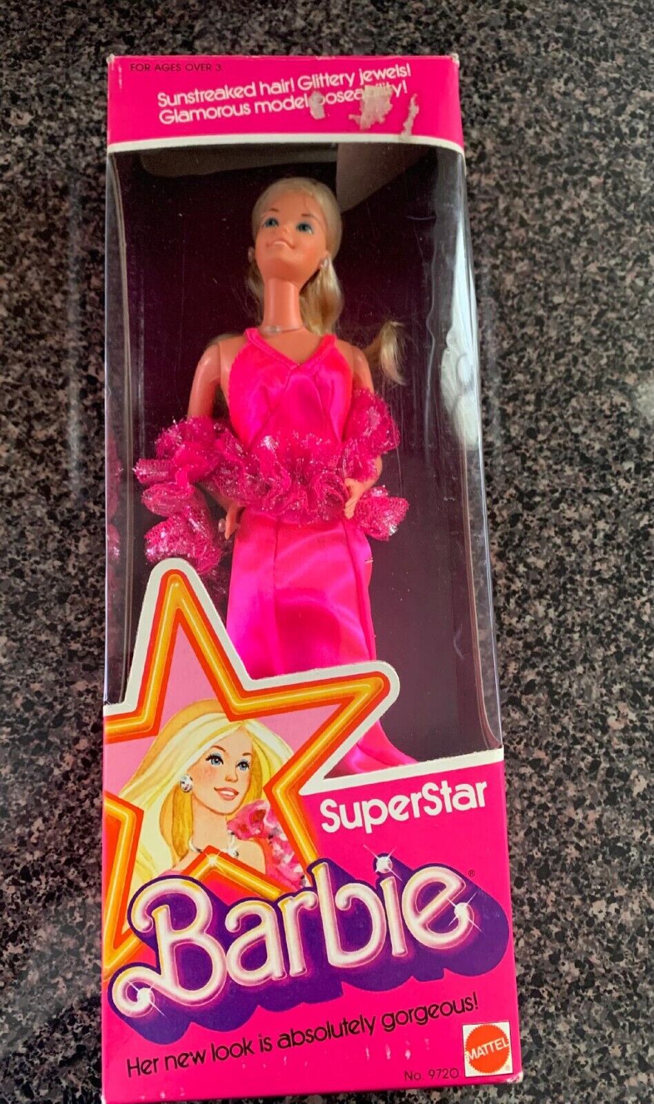 Vintage 1976 Superstar Barbie Doll Mattell 9720 Original W Accessories