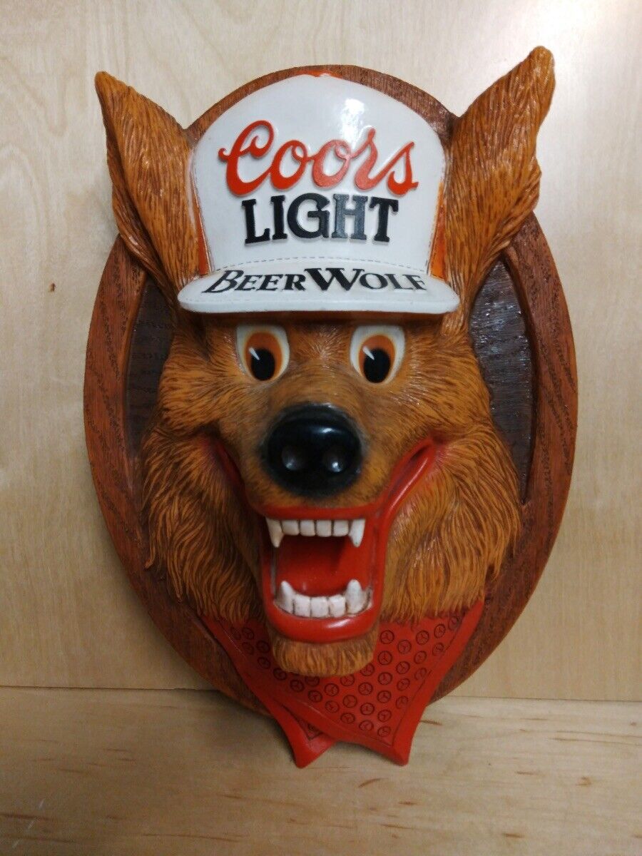 VINTAGE 3D COORS LIGHT BEER WOLF HARD PLASTIC ADVERTISING WALL SIGN ...