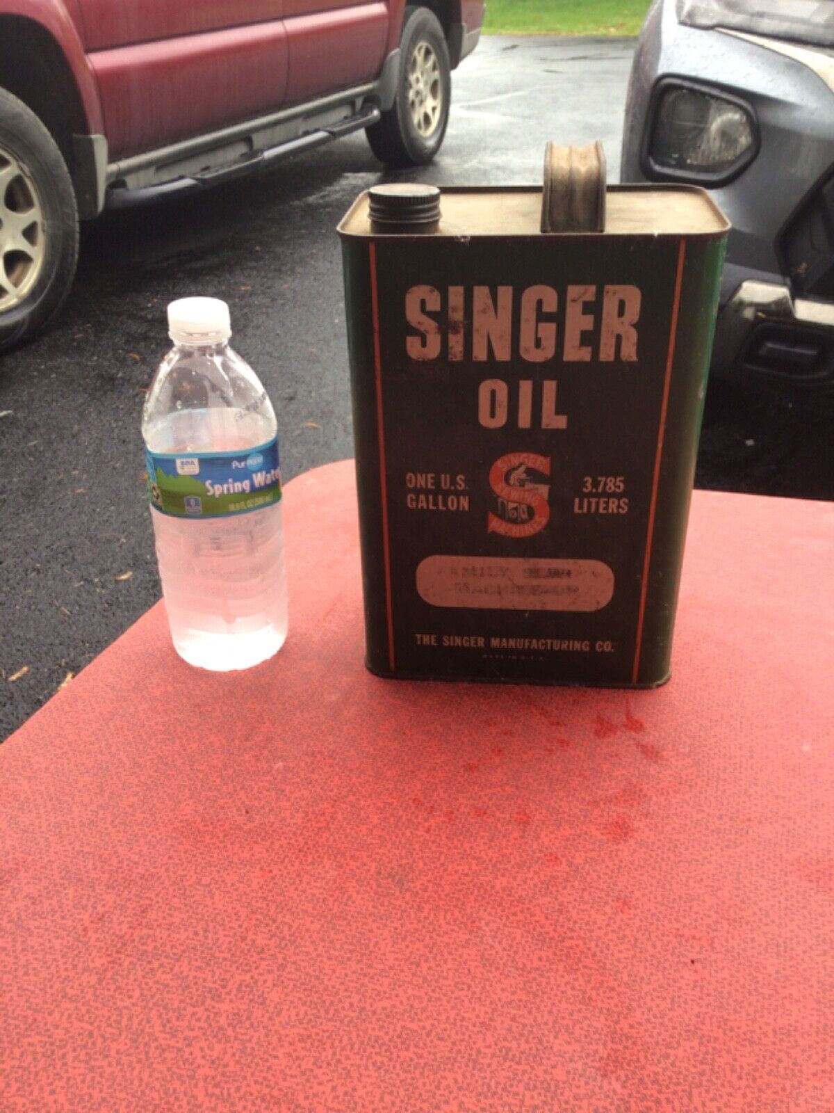 Vintage SINGER OIL RARE 1 Gallon Sewing Machine Tin Oil Can estate find ...
