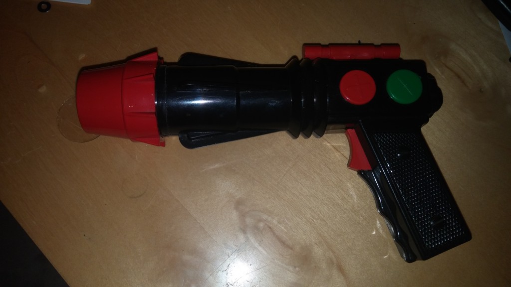 Buck Rogers Toy Ray Gun 1950s – AntiquesNavigator — Online Antique Stores